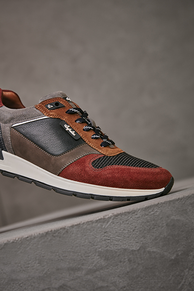 Schoenenwinkel nabij Alphen aan den Rijn | Koetsier Schoenmode